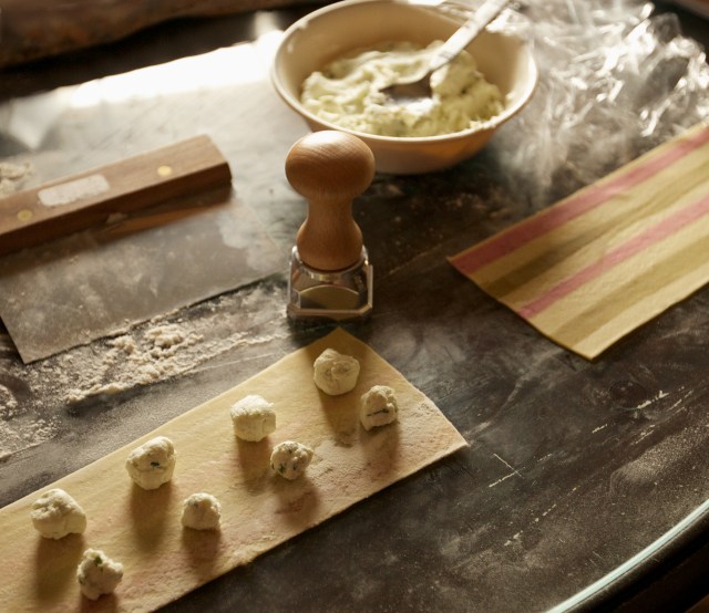 Tri-colored ravioli filled with goat cheese and chives | Mommalatteskitchen